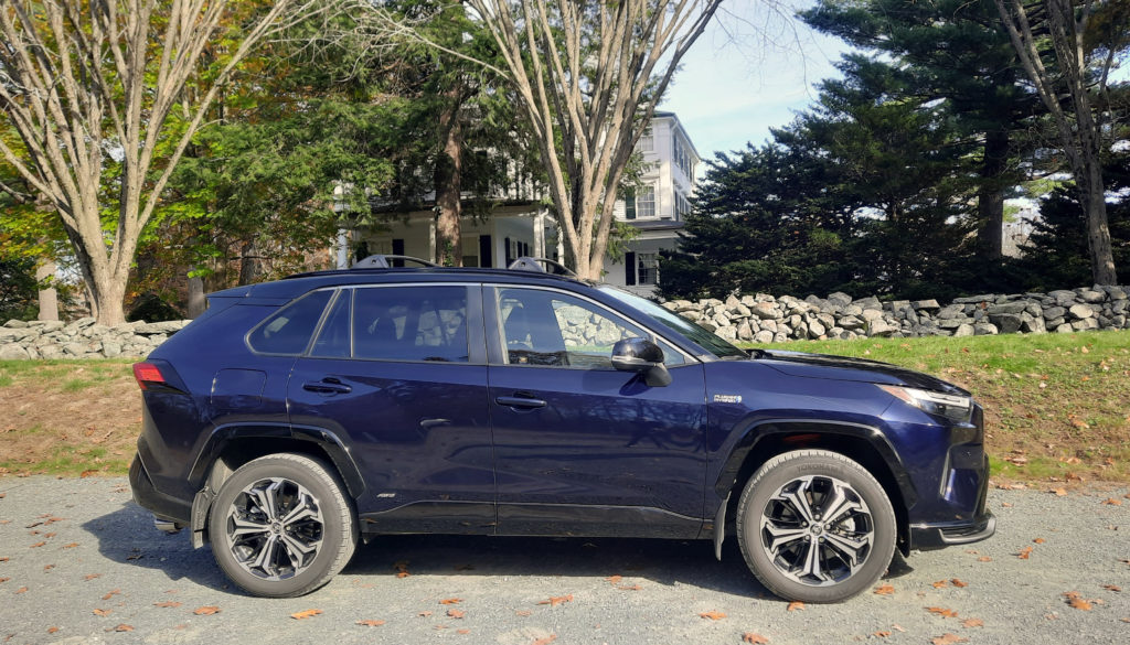 WheelsTV Vehicle Spotlight: Toyota RAV4 Prime - Wheels TV